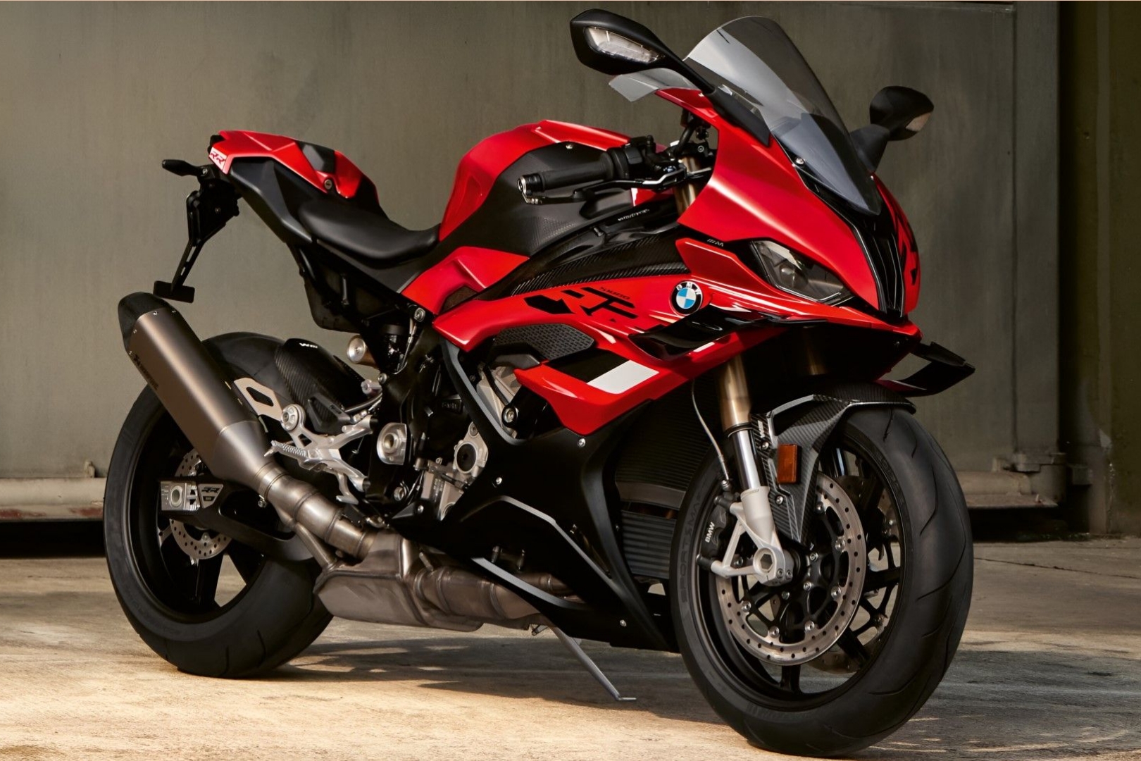 2024 BMW S 1000 RR Price & Specs , Pros & Cons